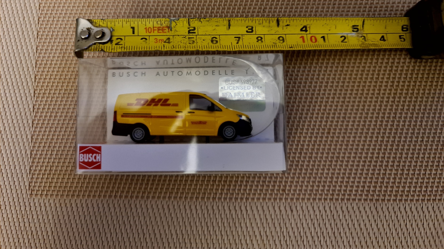 Busch Mercedes Vito DHL : Amazon.co.uk: Toys & Games
