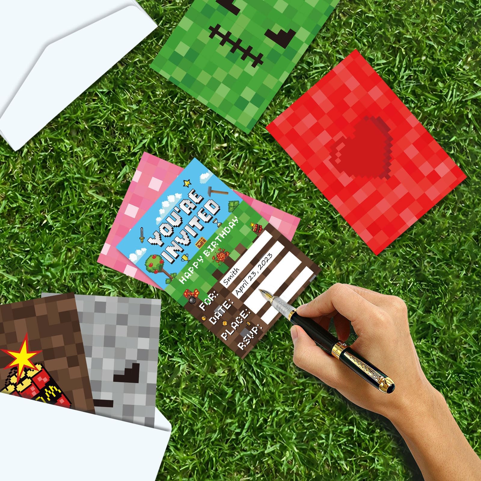 Snapklik.com : ZOIIWA 30 Sets Pixel Birthday Party Invitations