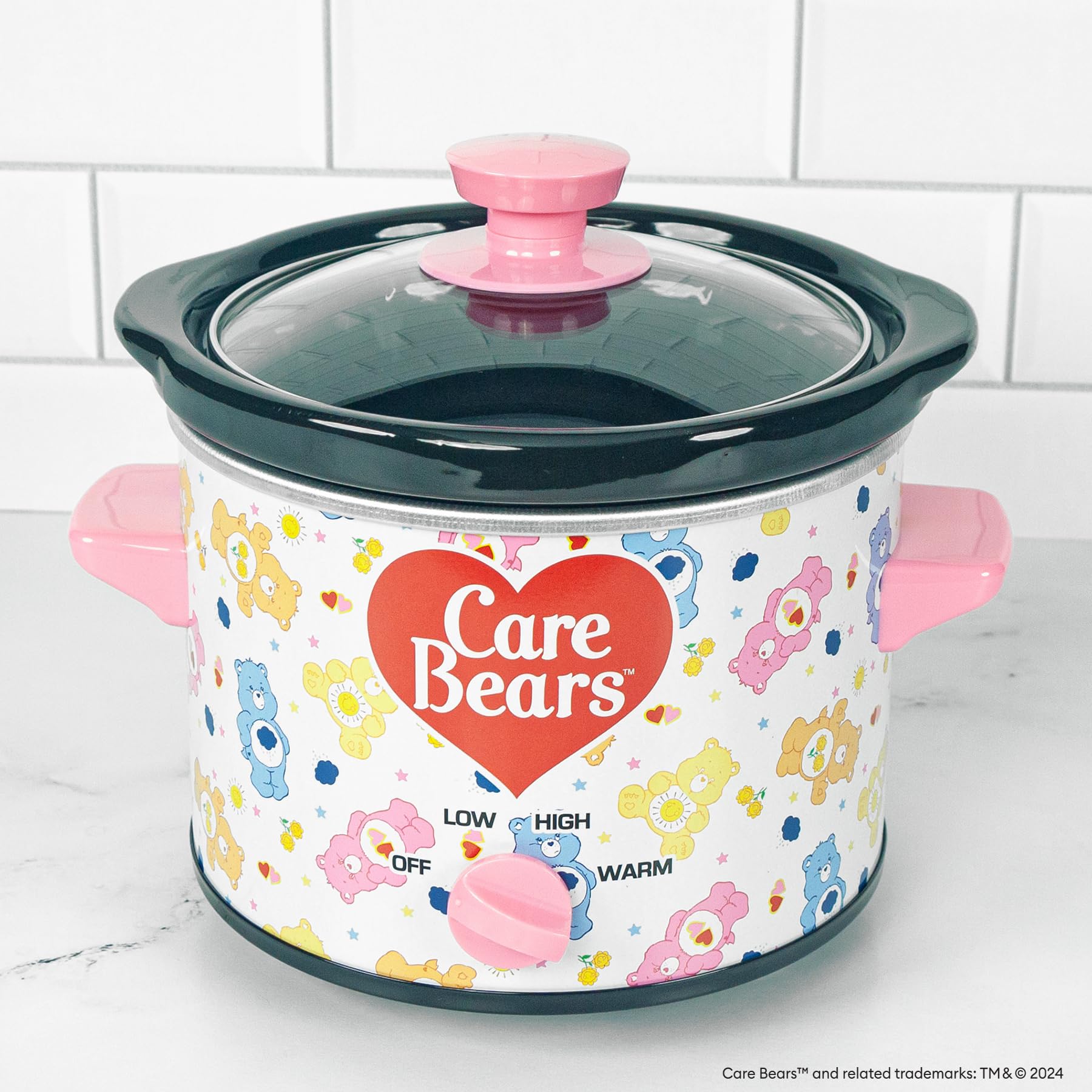 Amazon.com: Uncanny Brands Care Bears 2qt Slow Cooker - Cook With Your ...