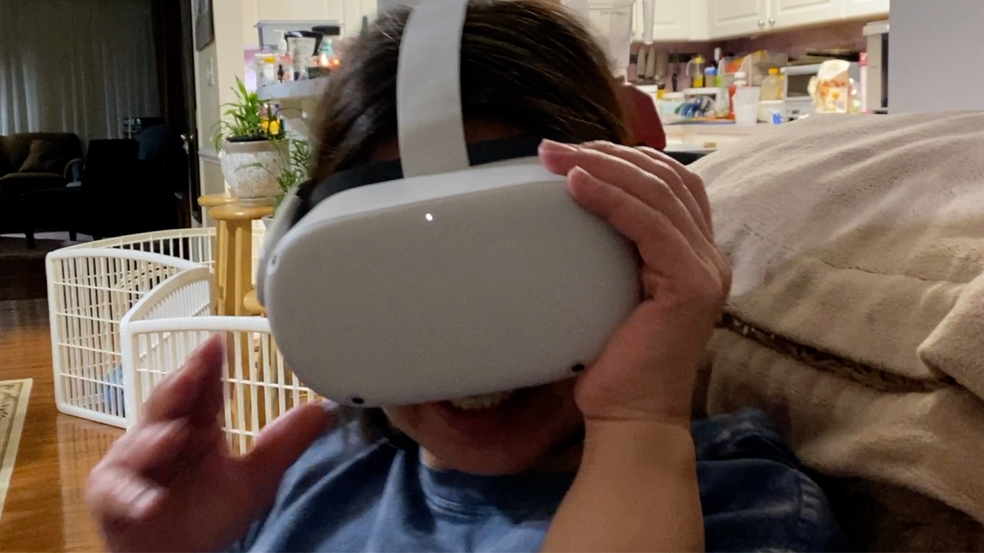 Watch Oculus Quest 2 - Advanced All-In-One Virtual Reality Headset - 64 ...