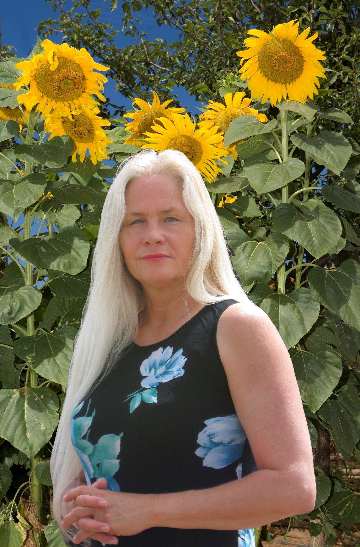 Pieces of My Life: Hamilton, Nancy: 9781607998235: Amazon.com: Books