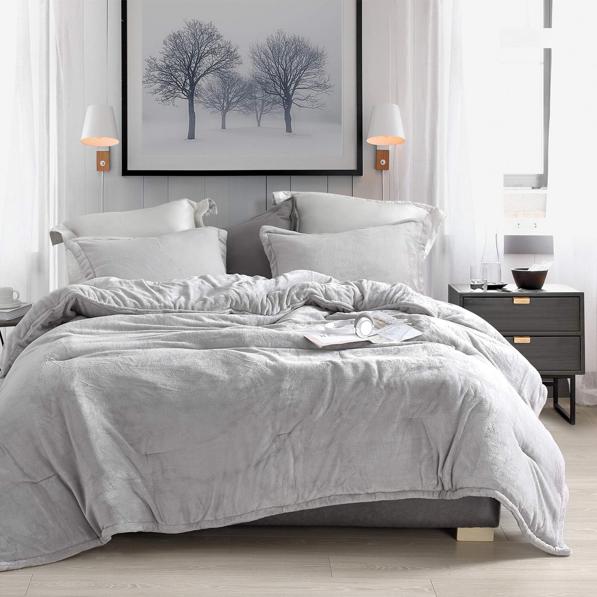 Amazon.com: Byourbed Coma Inducer Oversized Queen Comforter Set - Wait ...