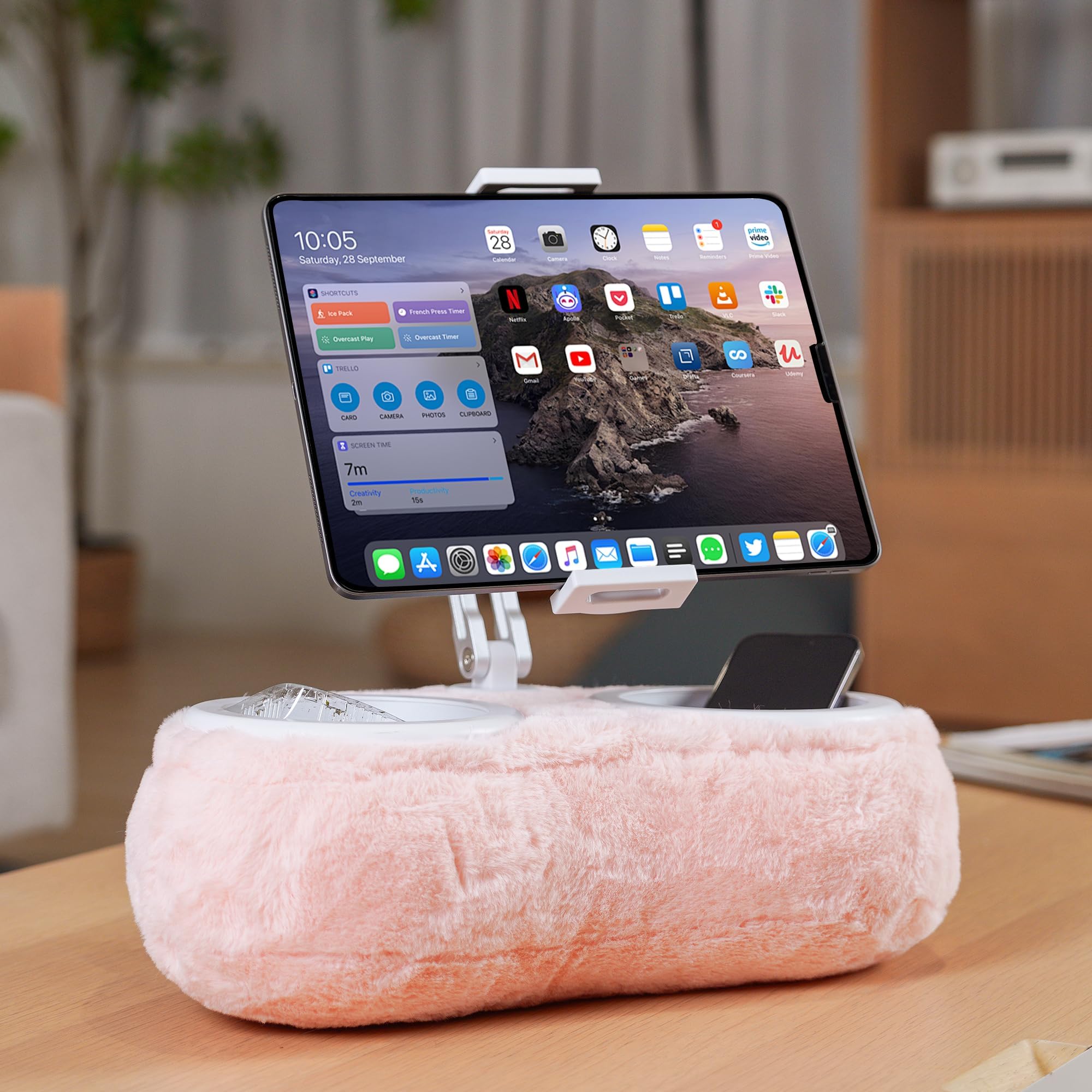 Amazon.com: KDD Tablet Pillow Holder - 360°Adjustable iPad Pillow Stand ...