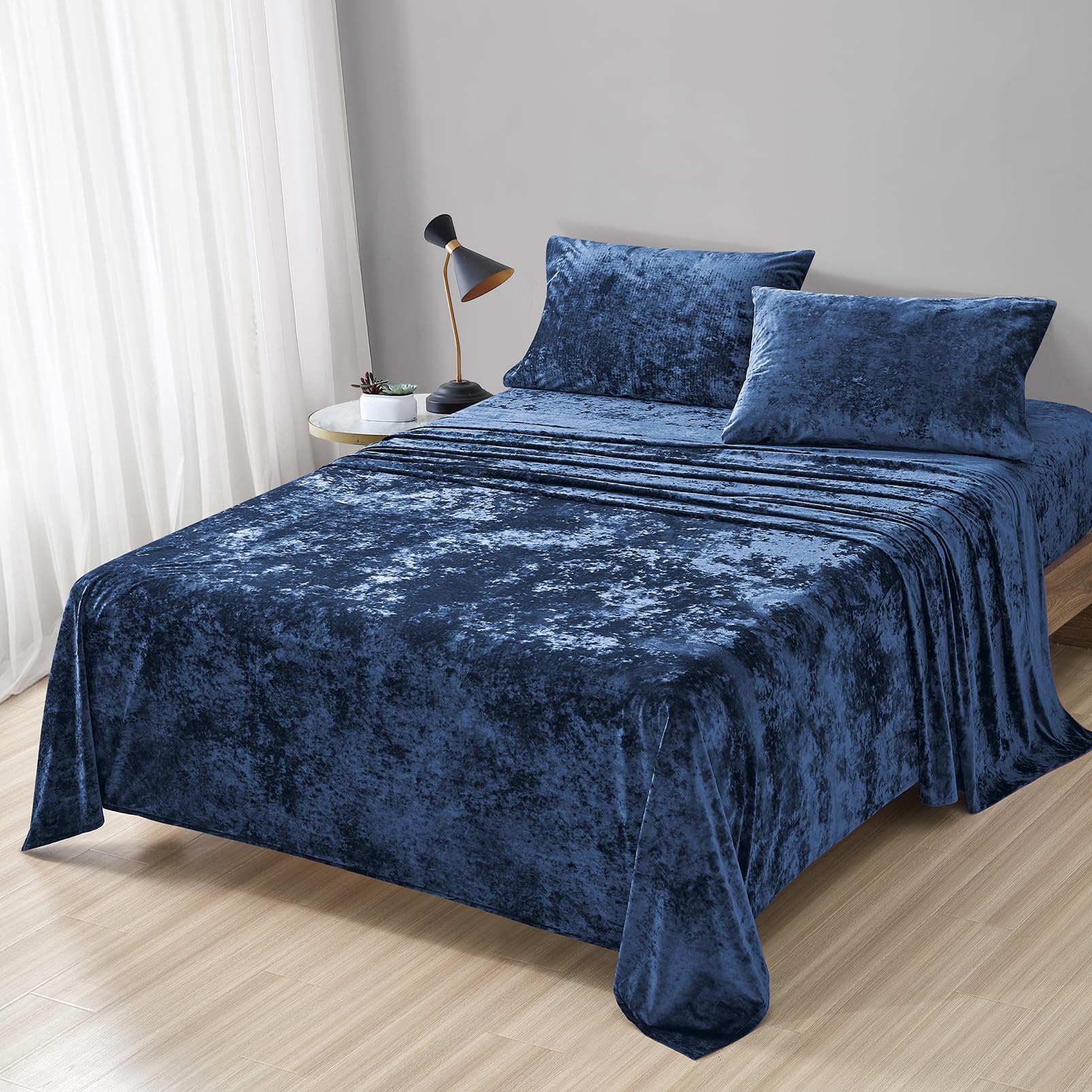 Amazon.com: Fredsure Distressed Velvet Sheet Set, 4 Pieces Navy Queen ...