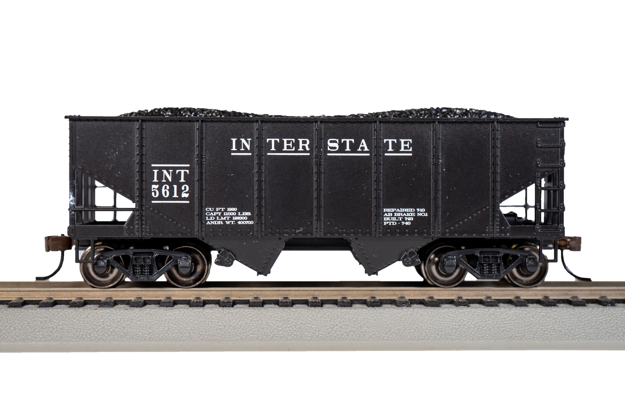 Amazon.com: 55-Ton 2-Bay Usra Outside Braced Hopper with Removable Coal ...