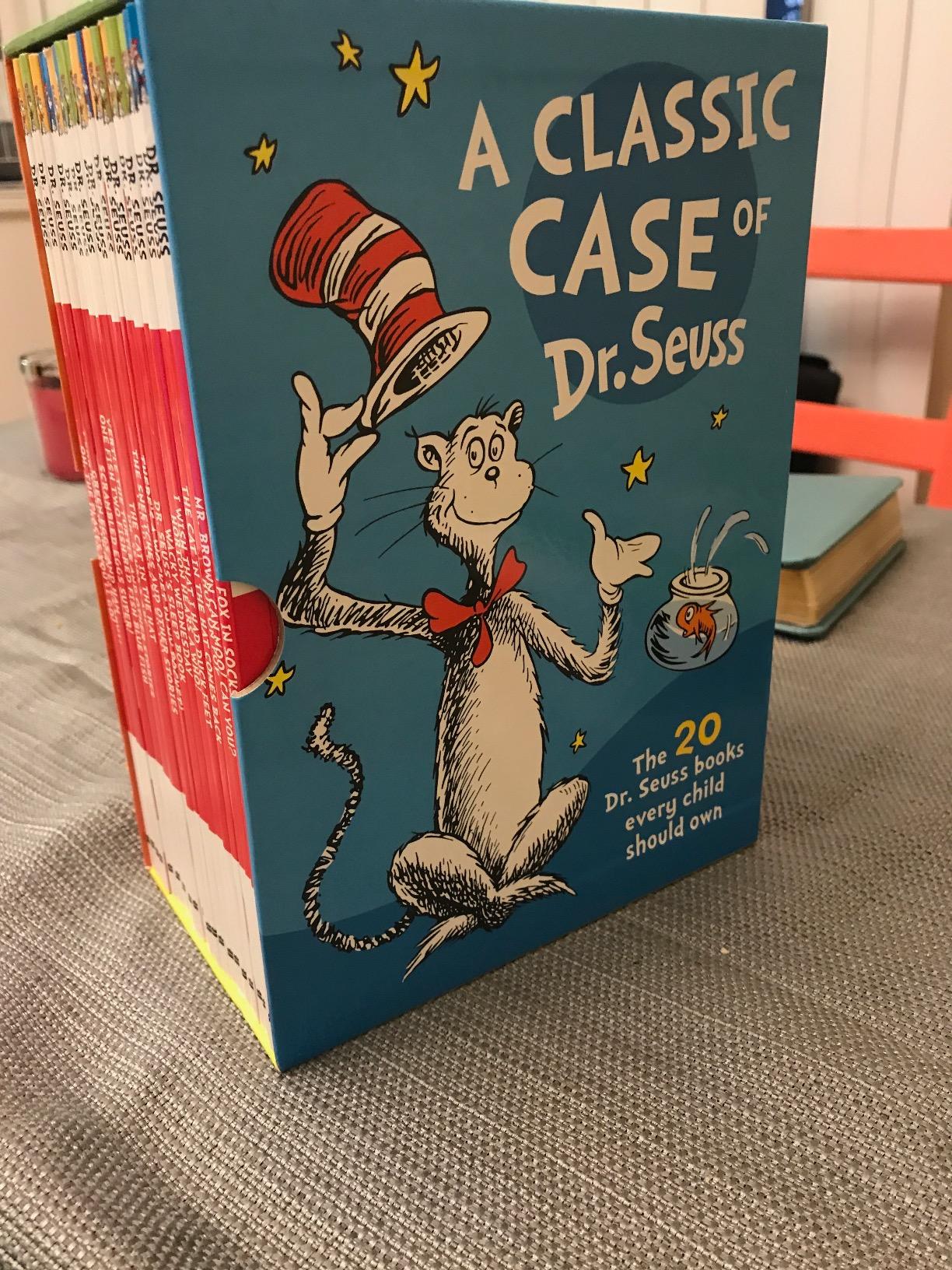 Amazon.com: A Classic Case of Dr. Seuss: 9780008239954: Dr. Seuss: Books