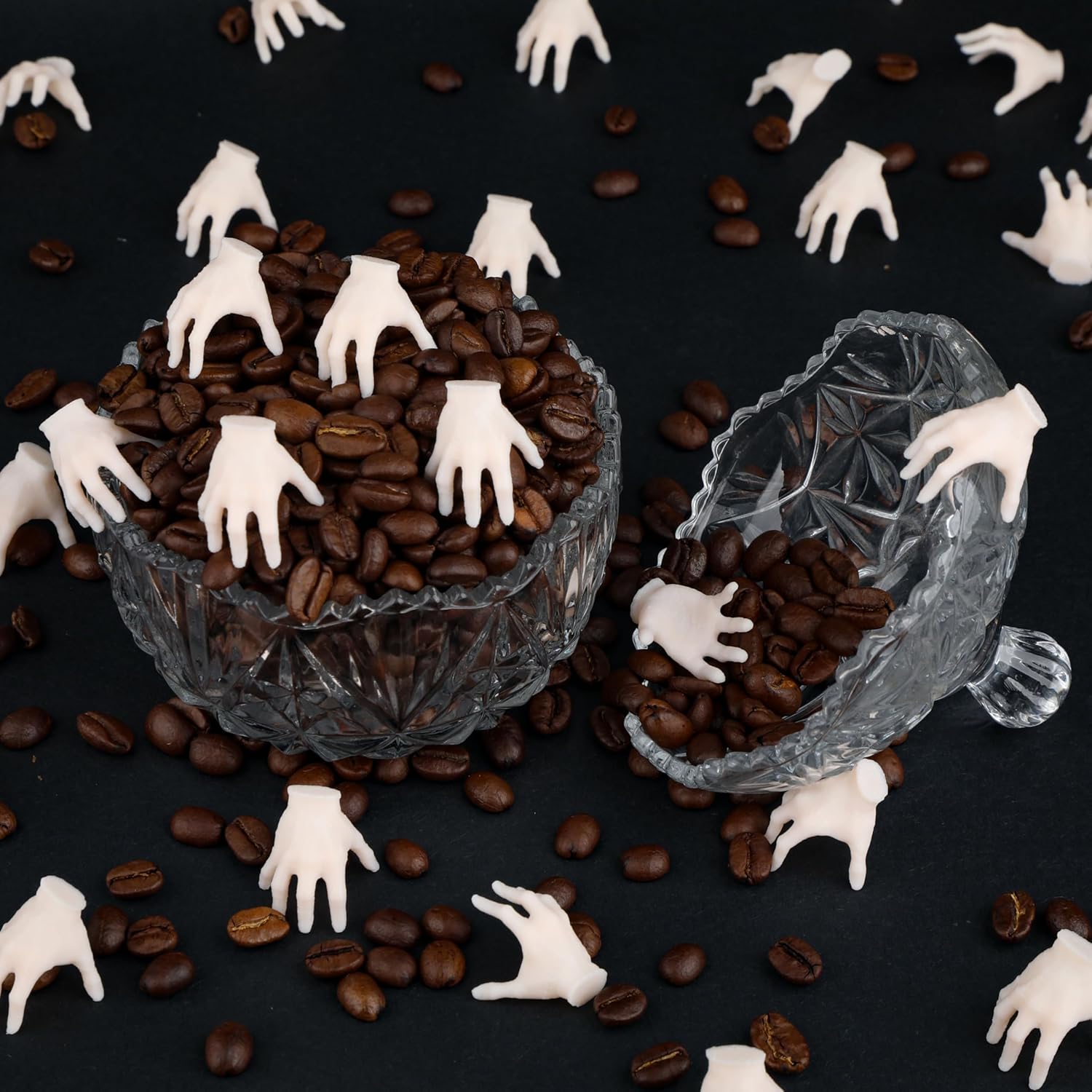 Amazon.com: AUSPDICE 15-Piece Creepy Mini Plastic Hands Set for ...