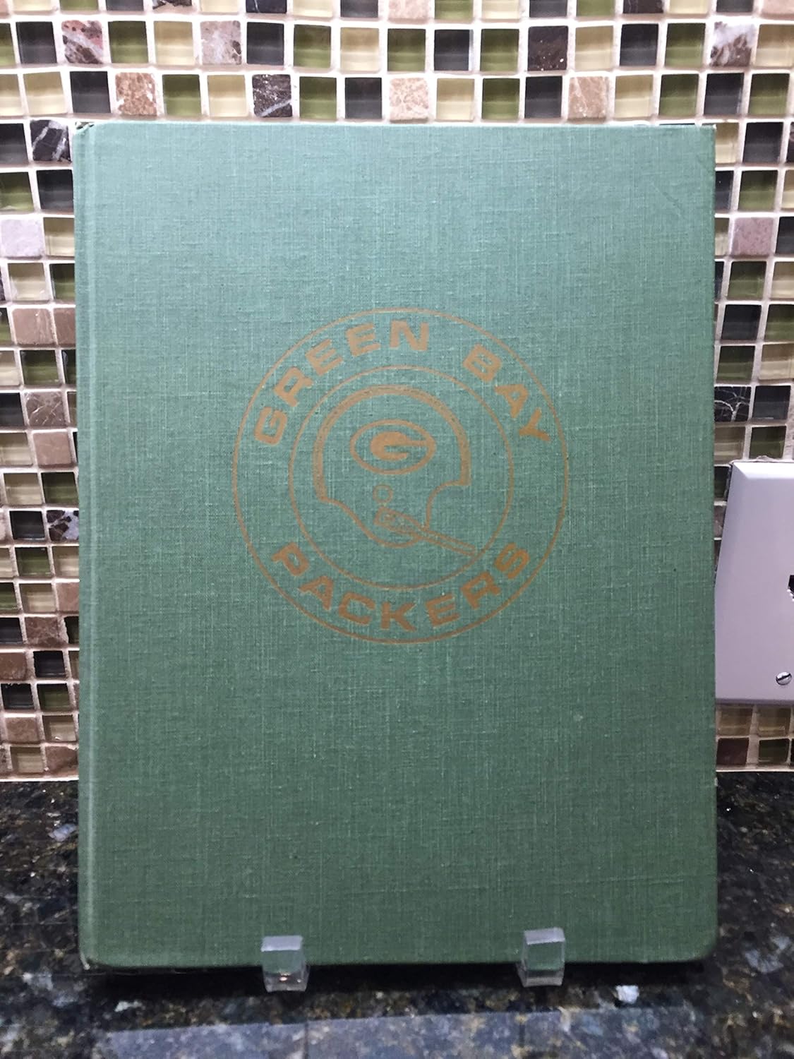 The Packer Legend, an Inside Look: An Account of the Green Bay Packers ...