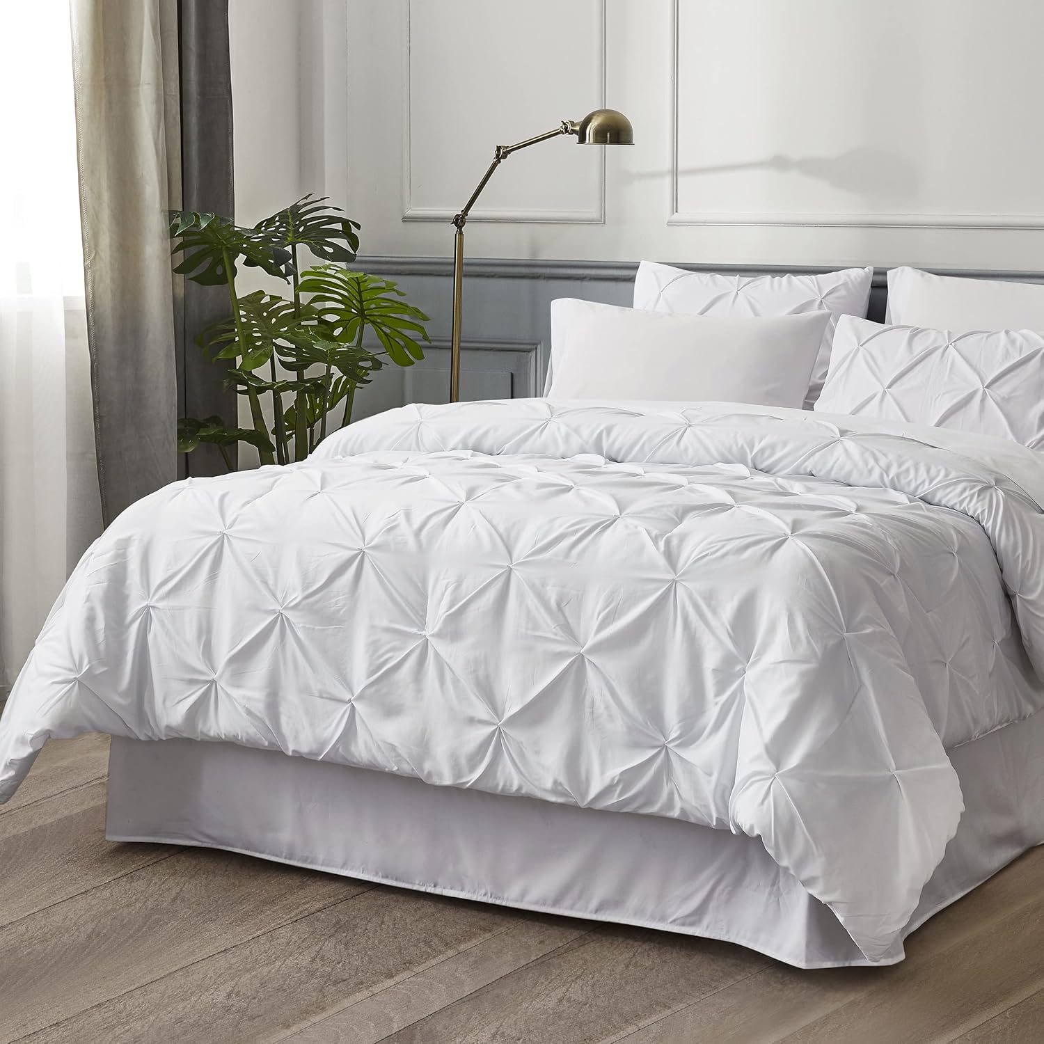 Amazon.com: Bedsure White Full Size Comforter Sets - 8 Pieces Pintuck ...