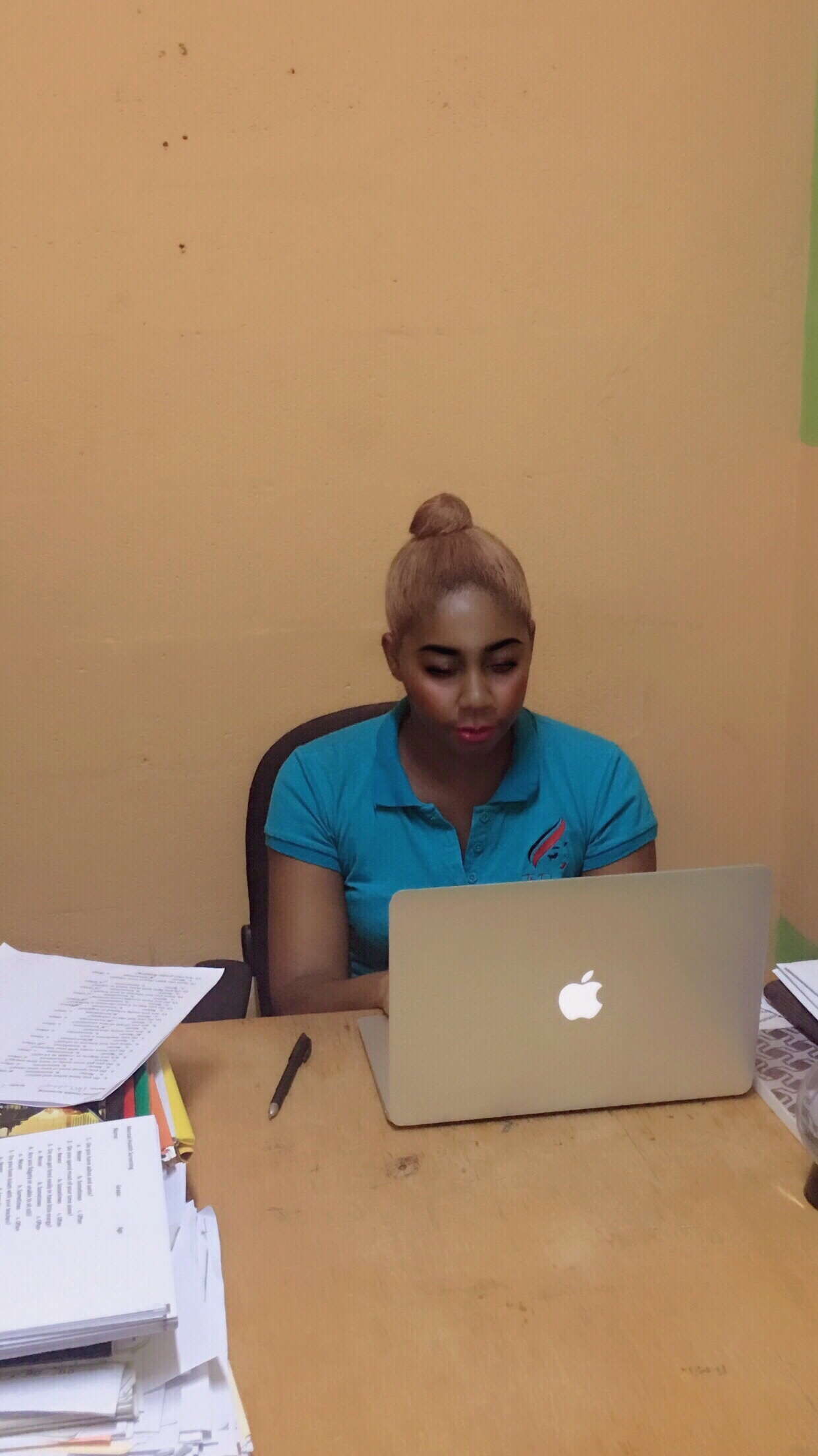 Amazon.com: Shelly-Ann Shaw: books, biography, latest update