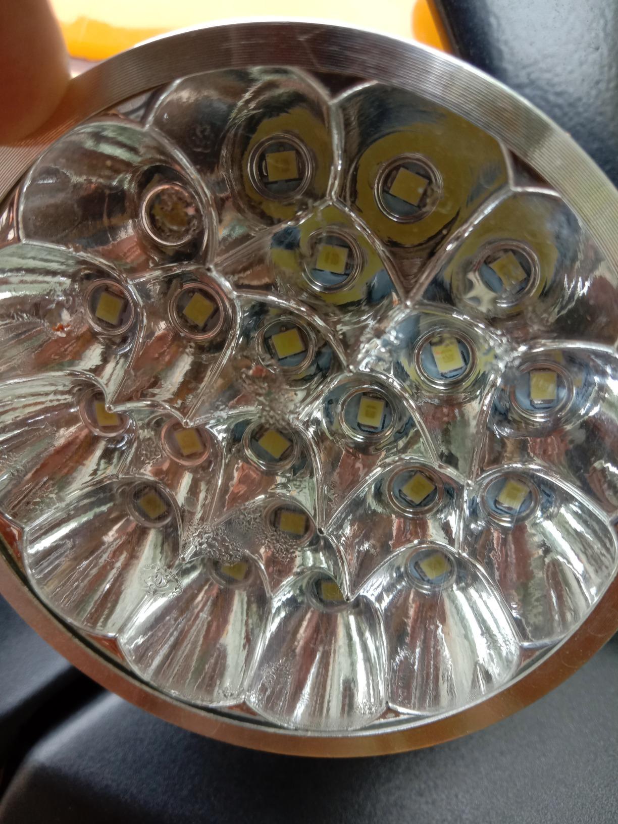 A2D 18 LED Super 6000k Diamond Cut Reflector Cree LED Car Fog Light ...