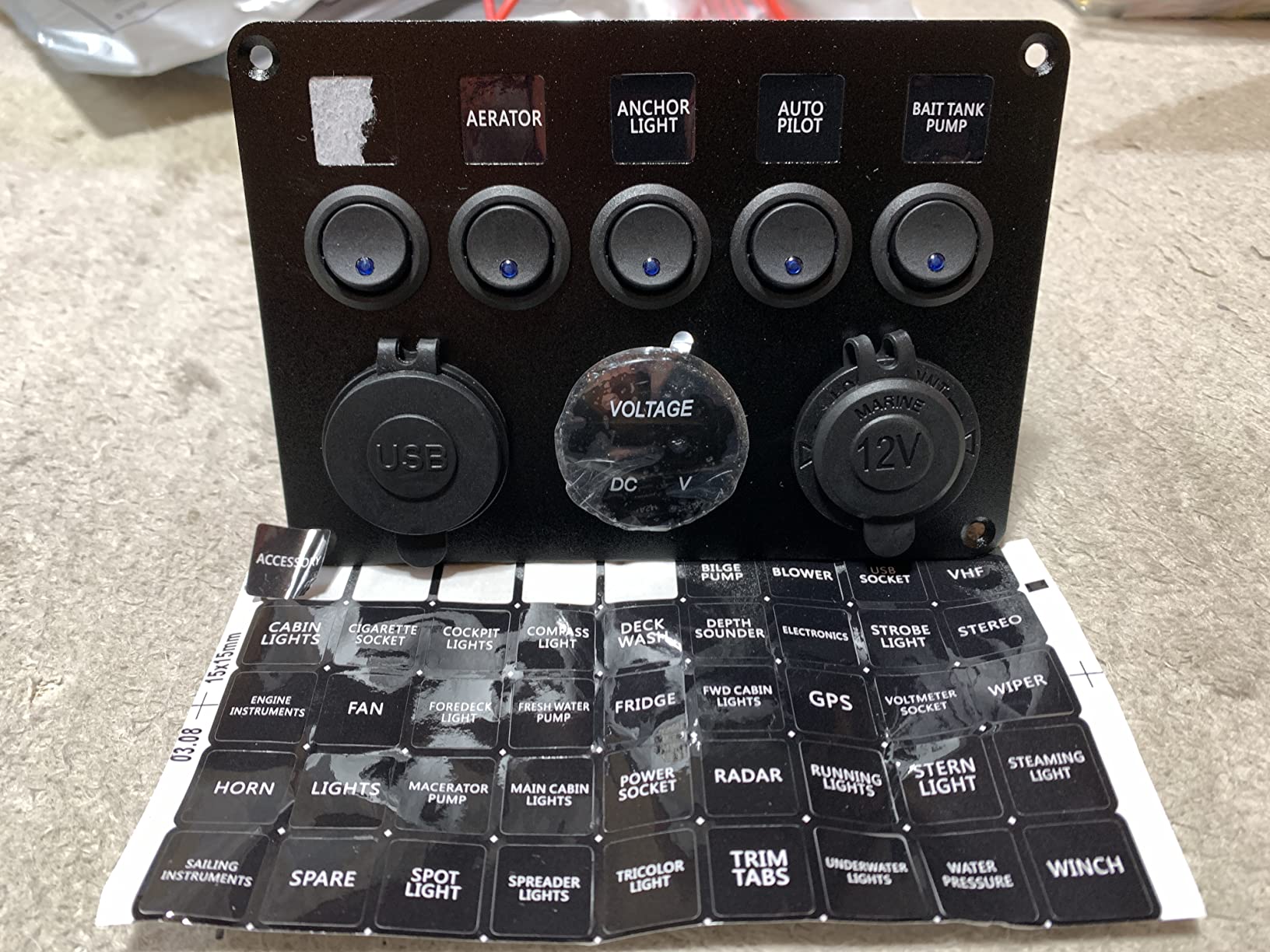 Amazon | Shuiling スイッチパネル 防水 5連 LED電圧計付き DC12-24V 車 船 マリン ロッカー スイッチパネル切り替え LED回路 ロッカーパネル 5pin On ...