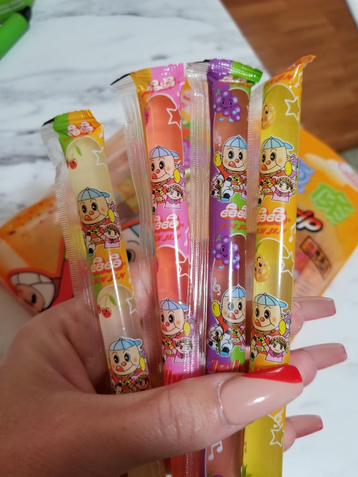 Amazon.com : Jin Jin Fruit Jelly Filled Strip Straws Candy Bundle come ...