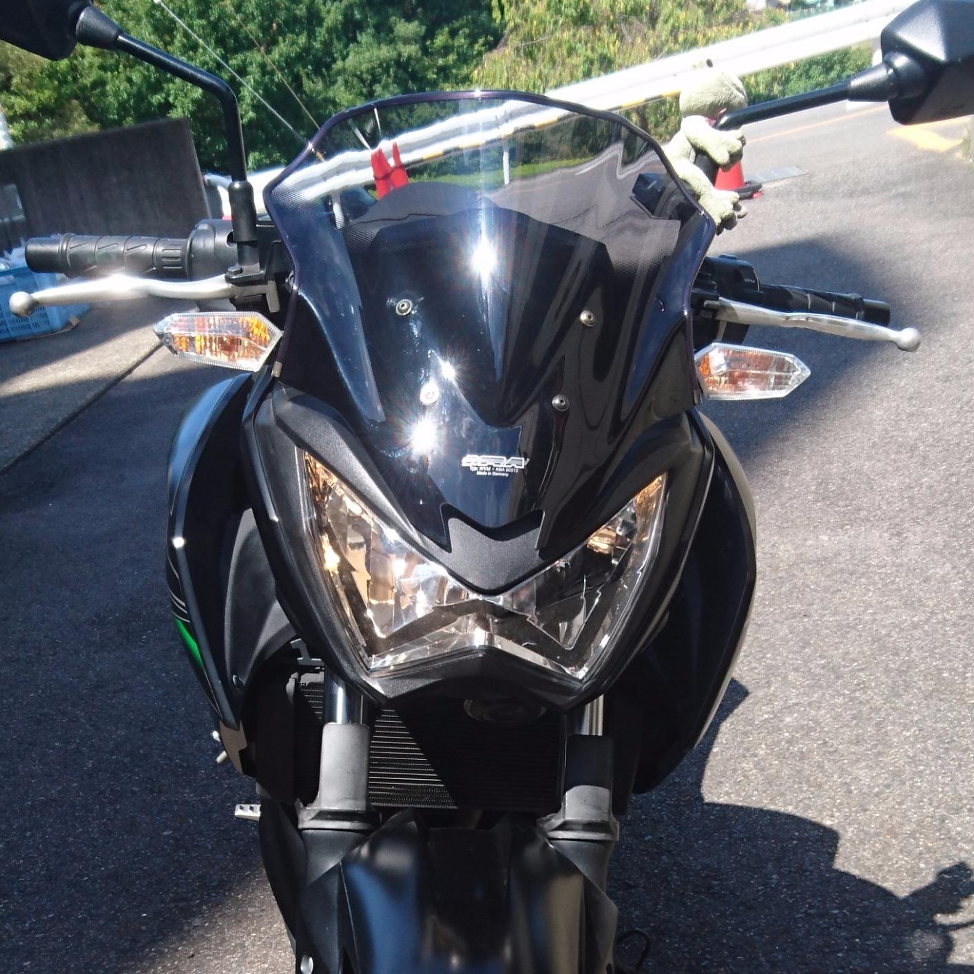 Amazon | MRA(エムアールエー) スクリーン レーシング スモーク Z250(13-17) MR668S | スクリーン本体 | 車＆バイク