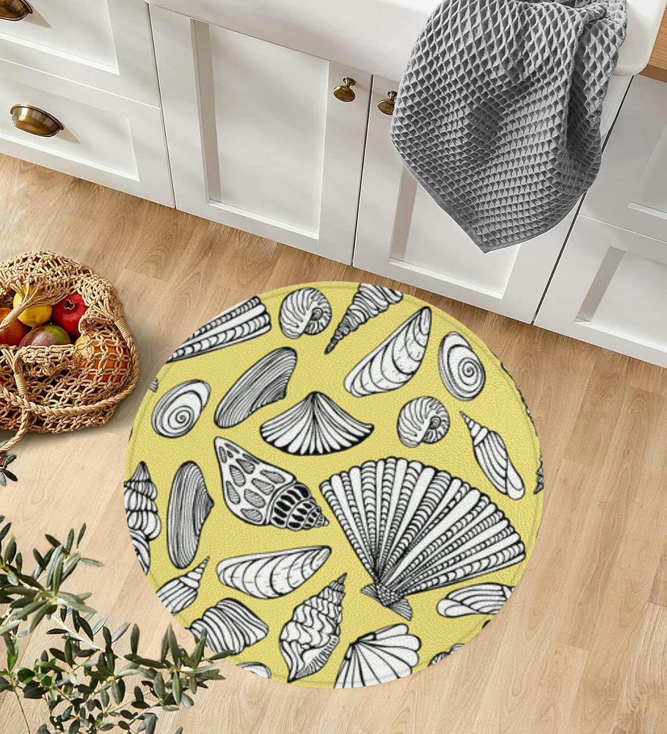 Amazon.com: Small Round Area Rugs 2 Feet Summer Seashells Hand Drawn ...