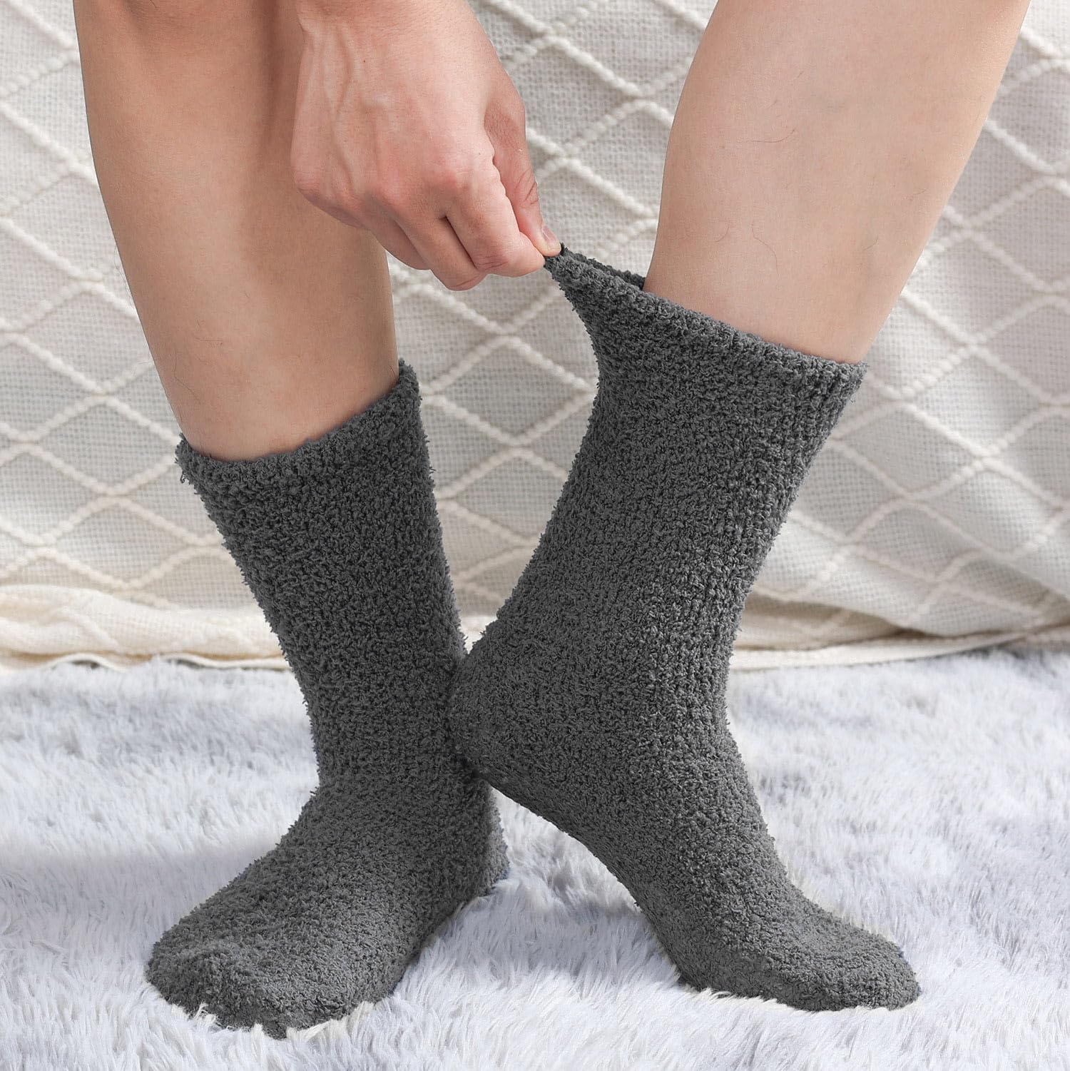Snapklik.com : Fuzzy Socks For Men, Winter Fluffy Slipper Socks Mens ...