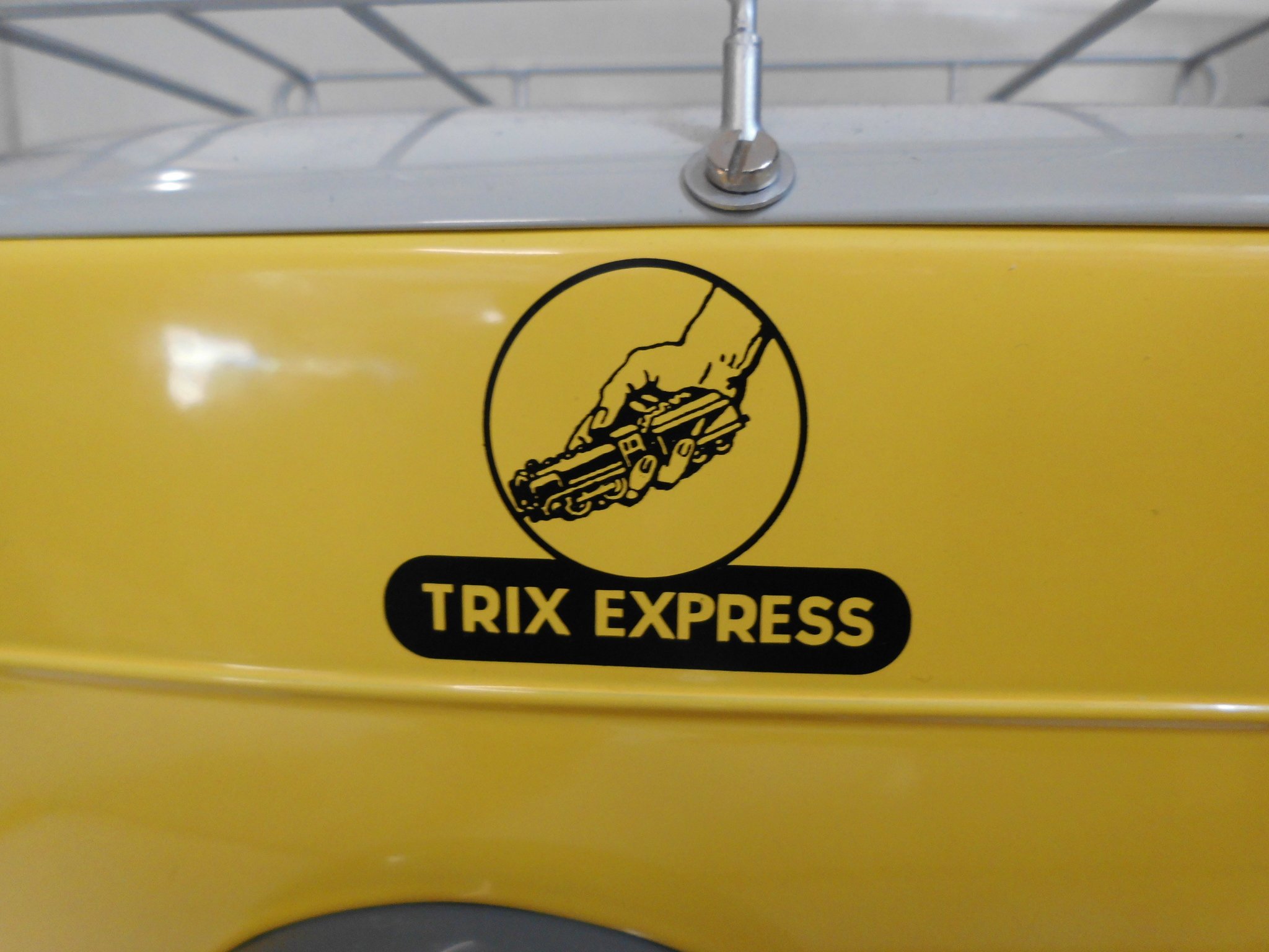 Trix Express Logo