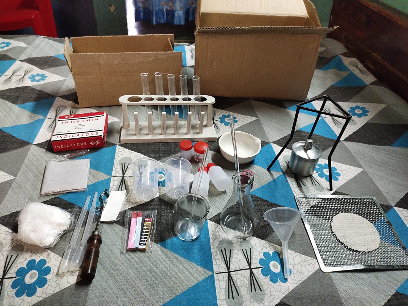 Buy Junior Scientist Plastic Chemistry lab Utility 2 For Kids School ...