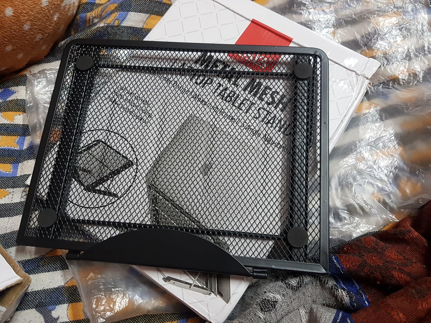 Saya Metal Mesh Laptop/IPAD Holder : Amazon.in: Computers & Accessories