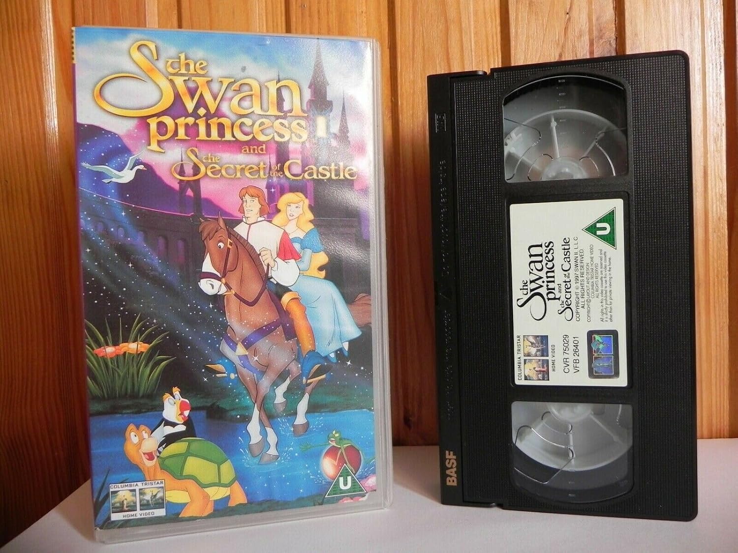 Amazon.com: The Swan Princess II [VHS] : Michelle Nicastro, Douglas ...