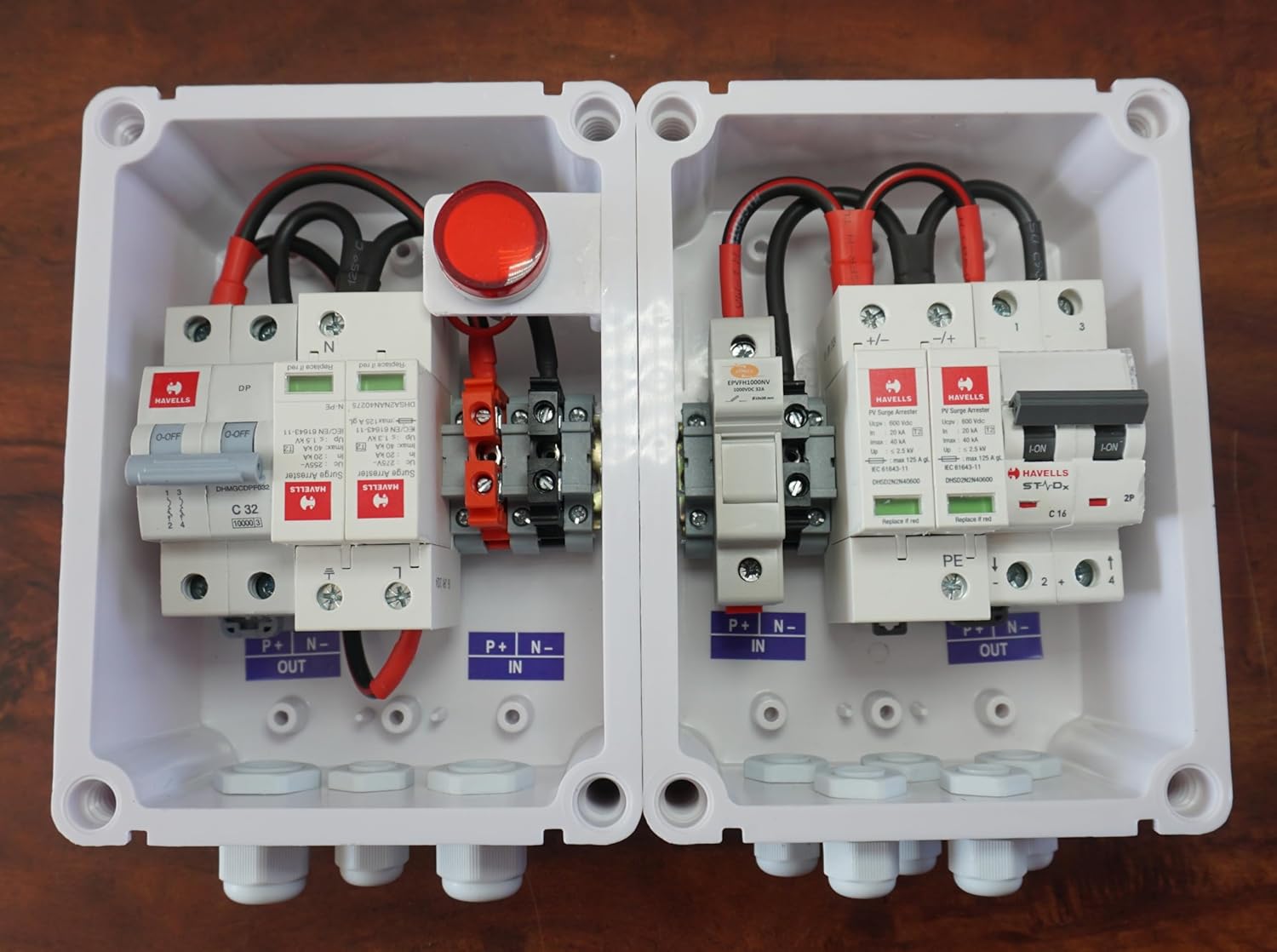 Kenbrook Solar ACDB Box Single Phase 32A 275V SPD, Indicator with 1 in ...