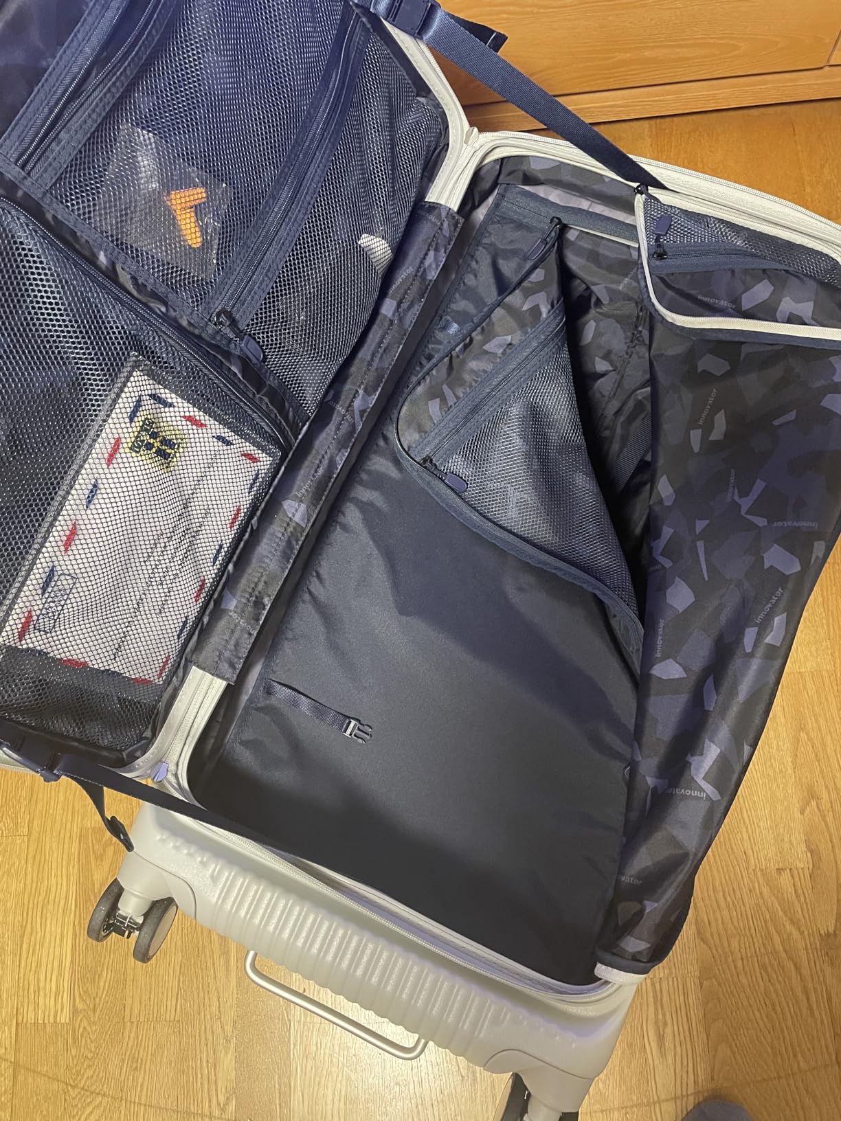 Amazon.co.jp: Innovator Basic Suitcase, Iris Lavender : Clothing, Shoes ...