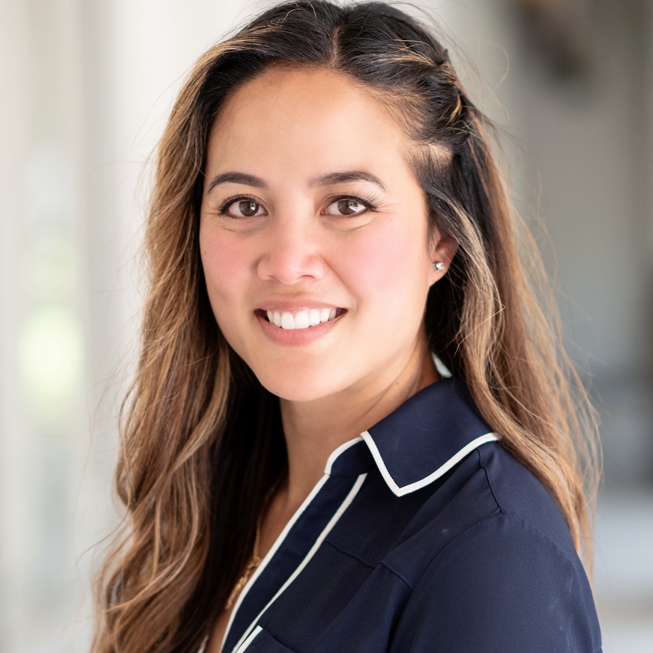 Amazon.com: Jennifer Huynh: books, biography, latest update