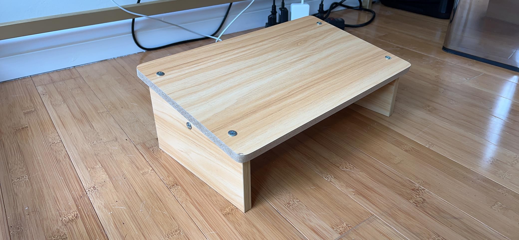 Amazon.com : Ripeng Wooden Foot Rest for Under Desk at Work Ergonomic ...