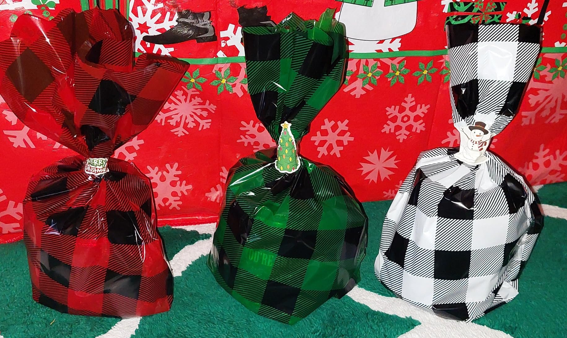 Amazon.com: Whaline 120 Ft x 32 inch Christmas Cellophane Wrap Roll ...