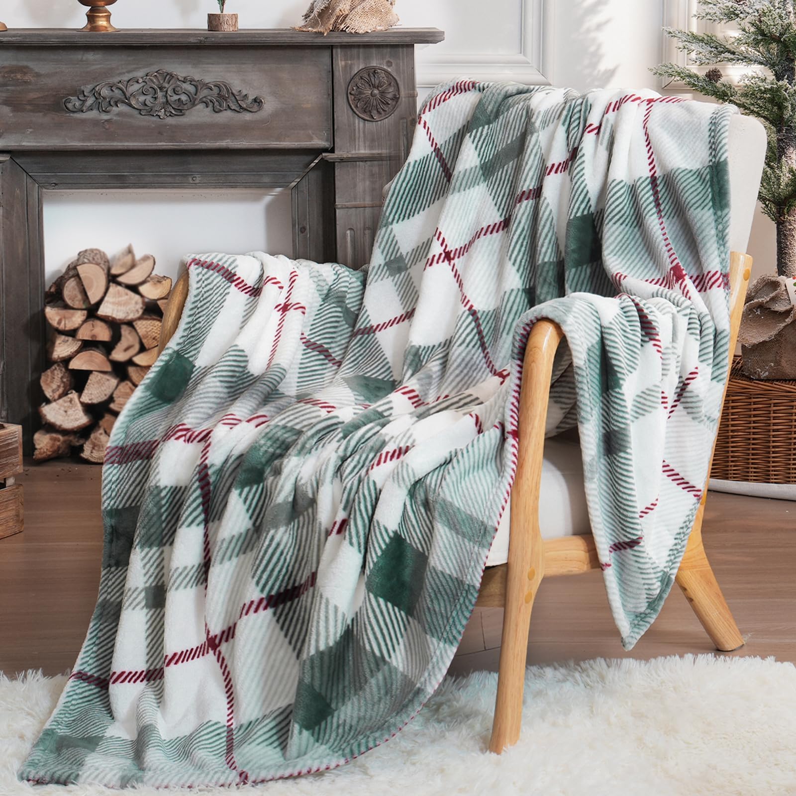 Amazon.com: PAVILIA Throw Blanket | Holiday Christmas Red Fleece ...
