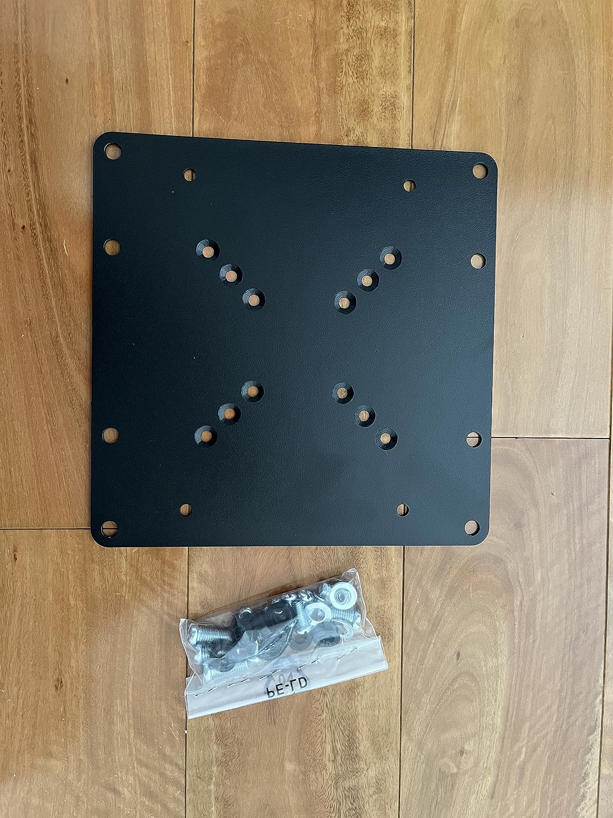 Brateck LCD 200X200 VESA Extension Plate for Most 23-42 Inches TVs ...