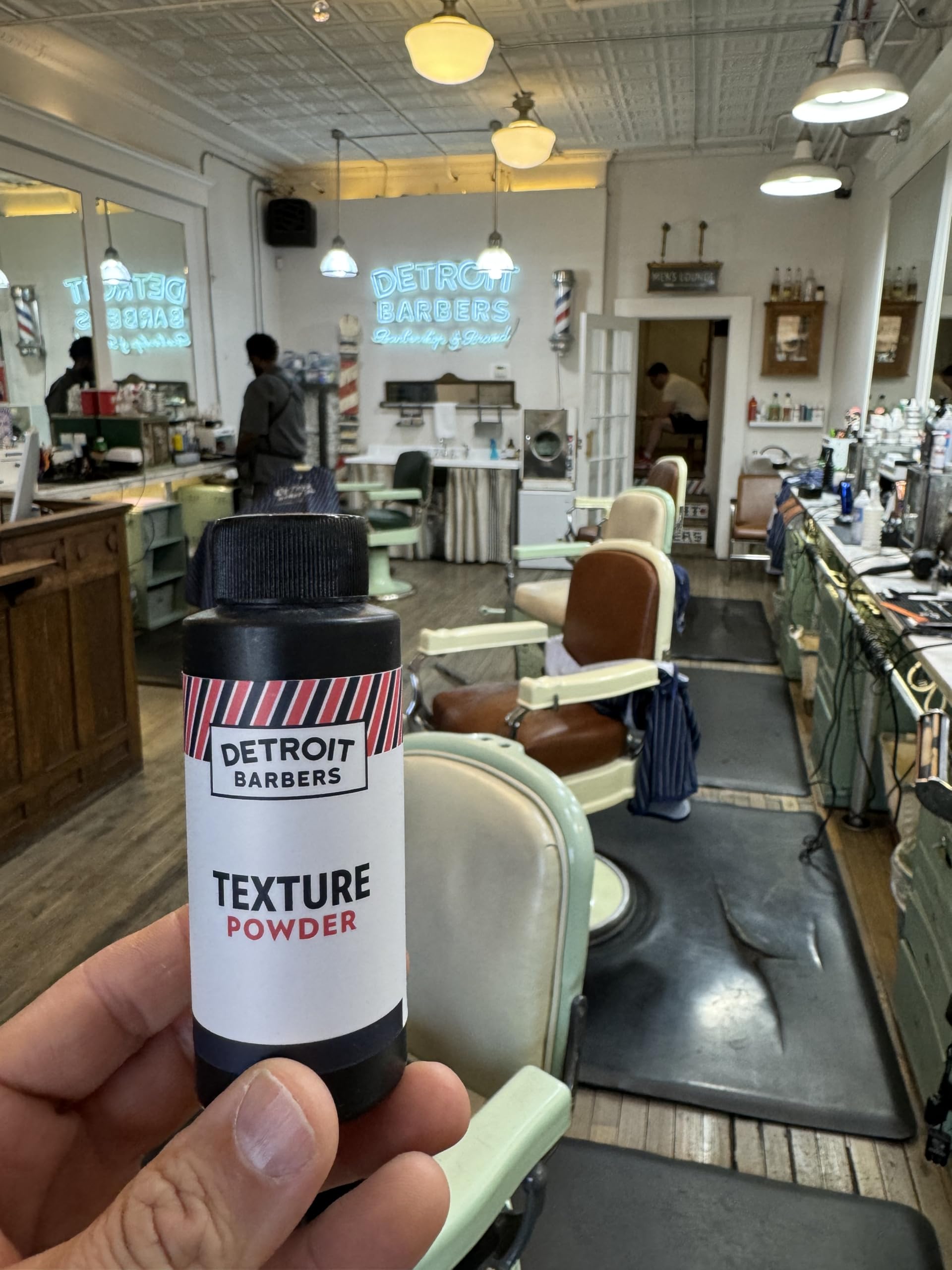 Amazon.com: DETROIT BARBERS Texture Powder - Instantly Adds Volume And ...