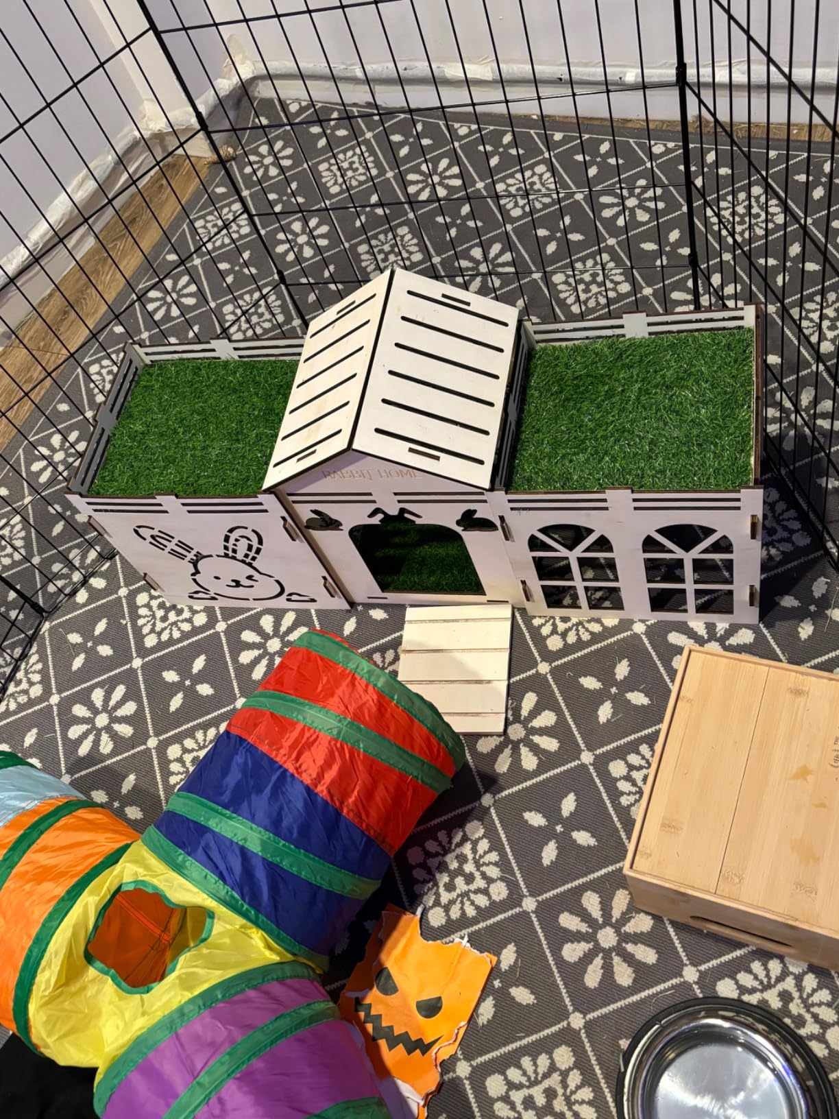 Amazon.com : Teabelle Large Wooden Rabbit Castle Hideout, Bunny House ...