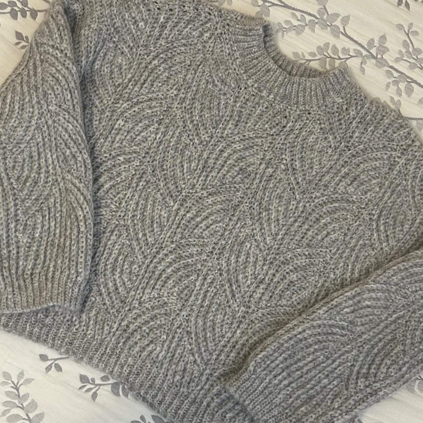 Amazon.com: Crochet Sweaters with a Textured Twist: 15 Timeless ...