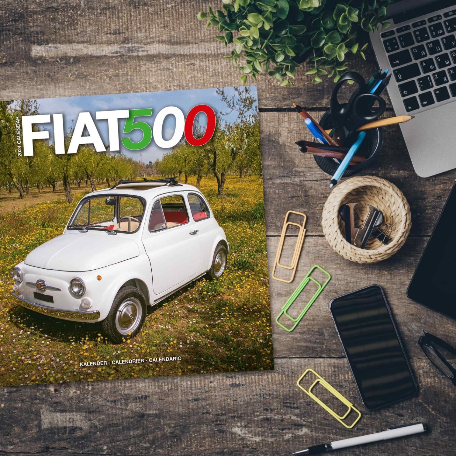 Snapklik.com : 2023 2024 Fiat 500 Calendar - Fiat 500 Monthly Wall ...