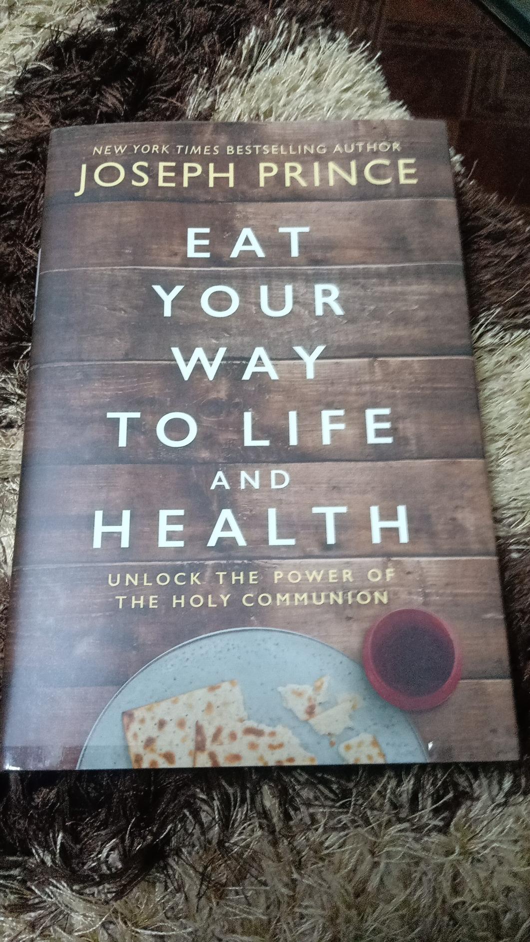 Buy Eat Your Way to Life and Health Book Online at Low Prices in India ...