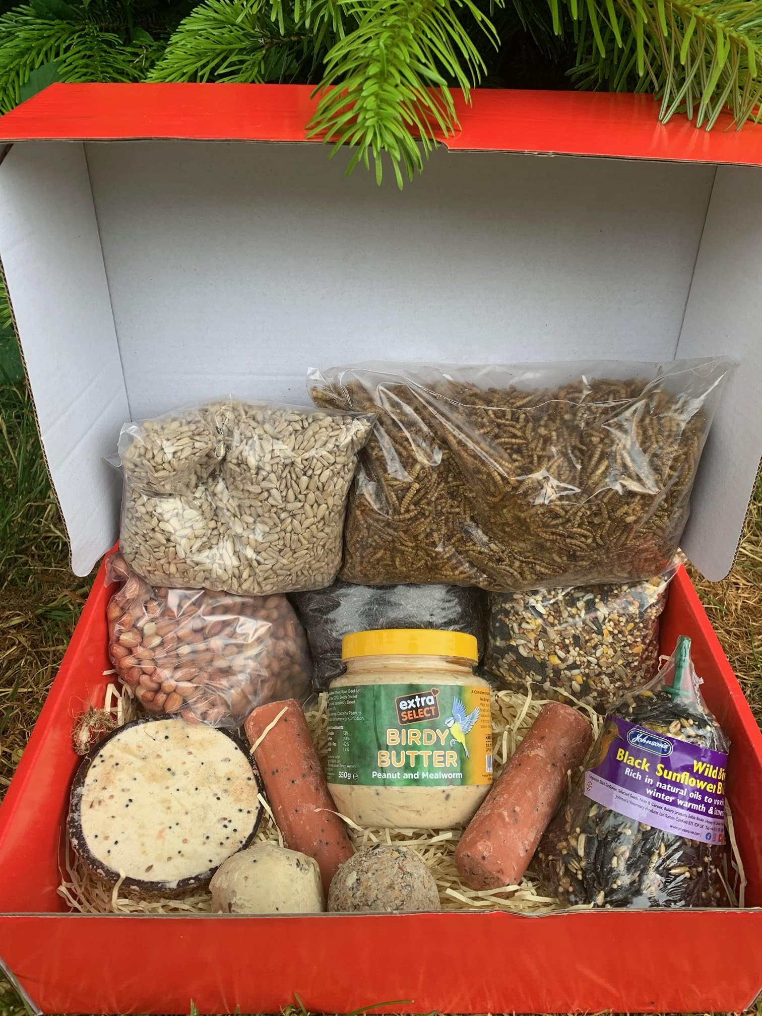 Red Brick - Wild Bird Seed Gift Hamper Selection - A Gift for Your ...