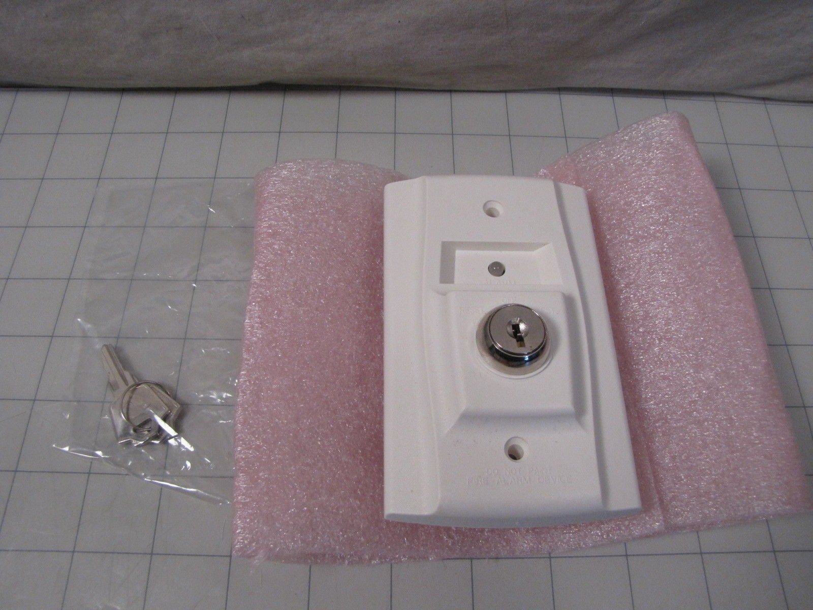 Buy System Sensor RTS151KEY Remote Test and Reset Station with Key for ...