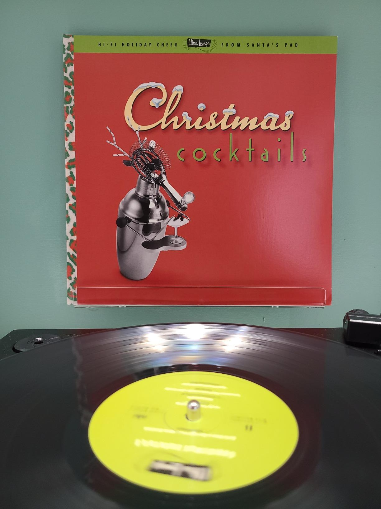 Various Artists - Ultra Lounge: Christmas Cocktails [2 LP] - Amazon.com ...