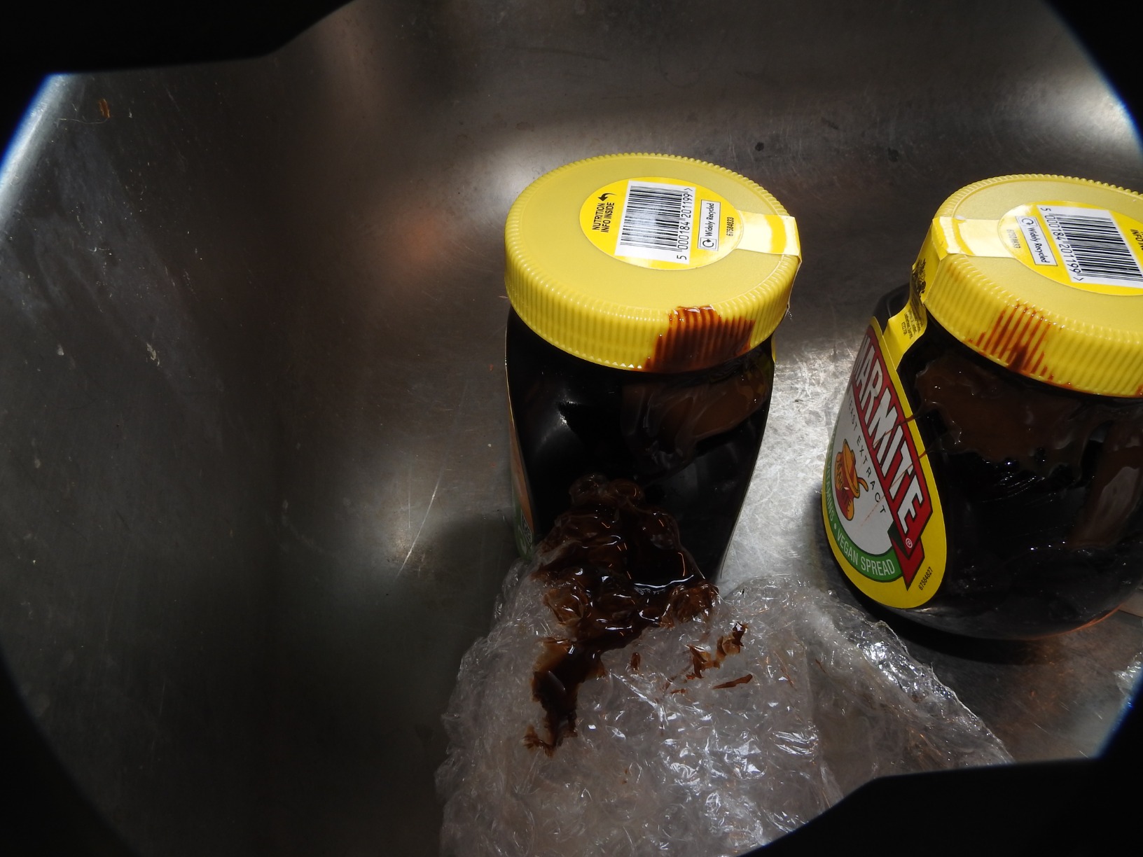 Marmite Classic Yeast Extract vegan breakfast spread rich in B vitamins ...