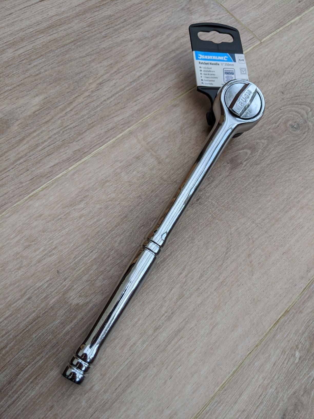 Silverline 456987 Ratchet Handle 3/8" / 200 mm ‎Chrome : Amazon.co.uk ...