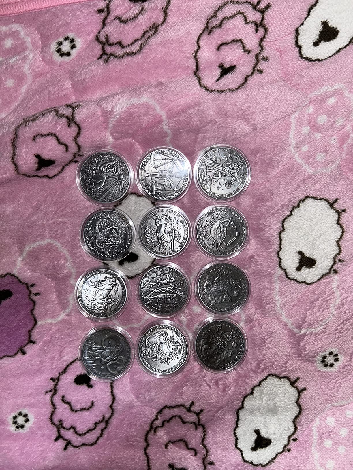 Amazon.co.jp: Ganda 12 Constellation Commemorative Coin, Zodiac 12 ...