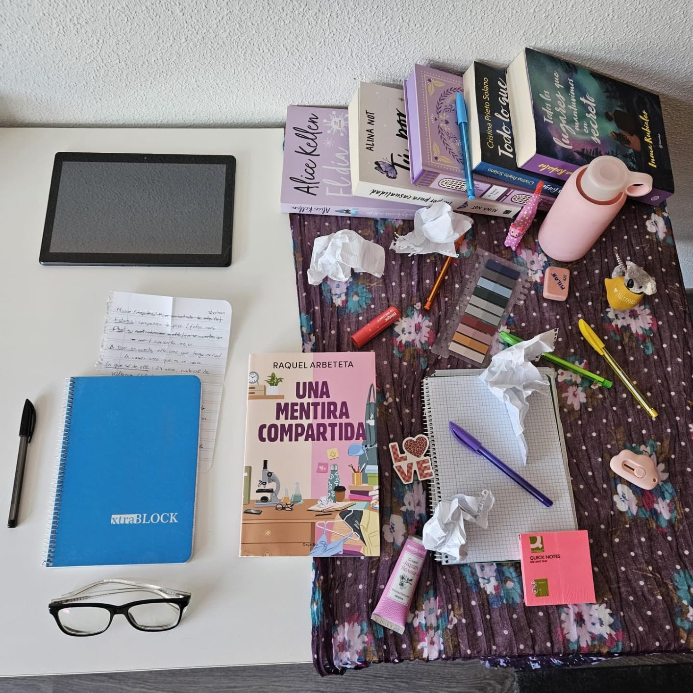 Una mentira compartida (Ficción) : Arbeteta, Raquel: Amazon.es: Libros