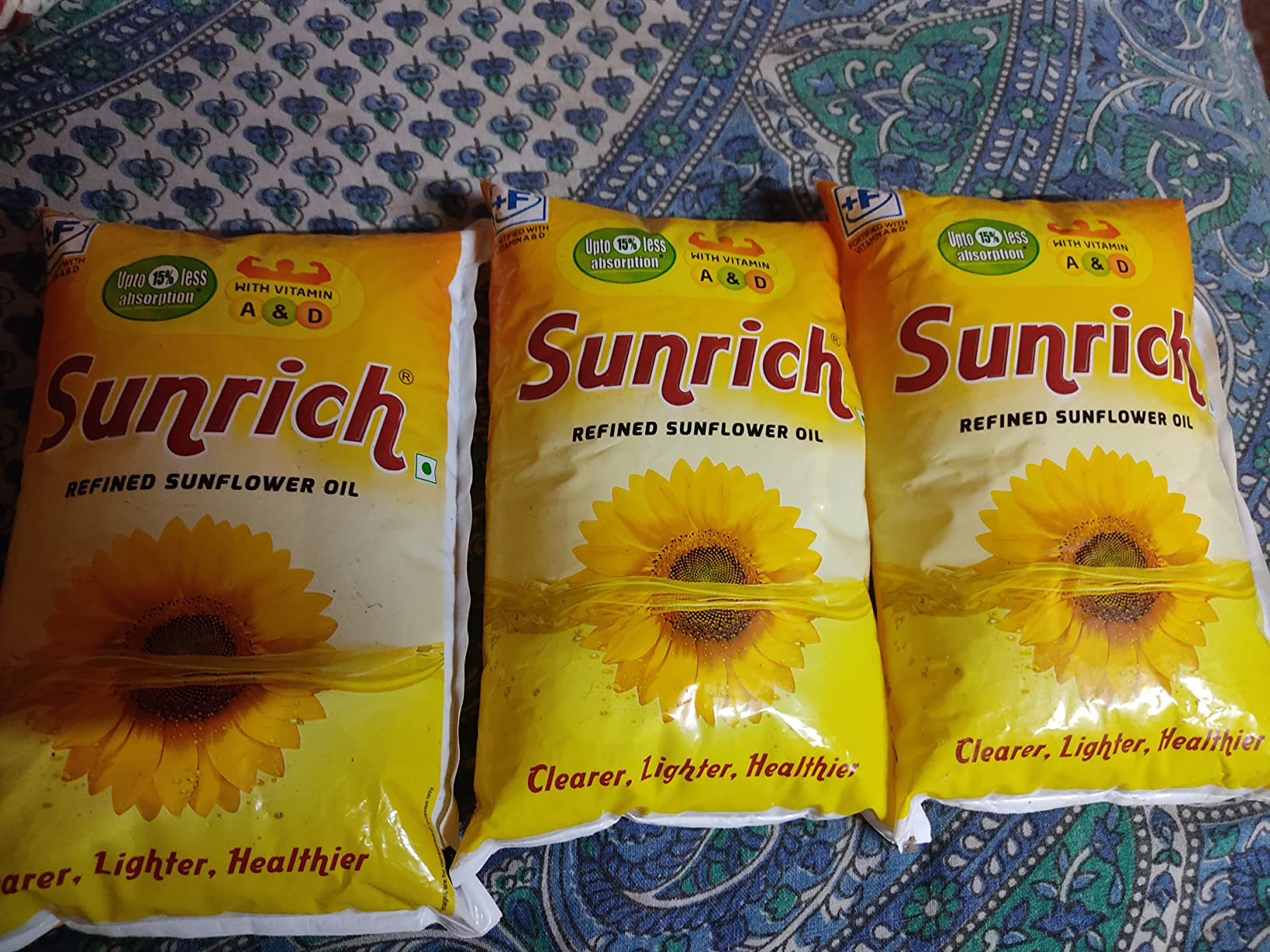 Sunrich Refined Sunflower Oil(Pouch) 750gm / 800gm / 850gm (Weight May ...