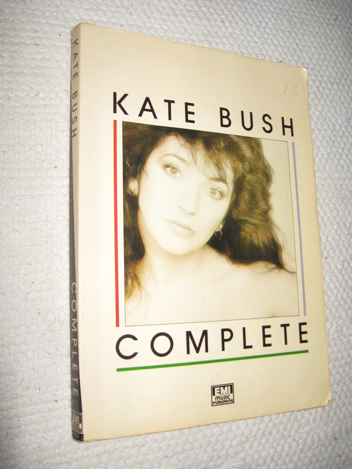 Kate Bush Complete: Kate Bush, Cecil Bolton: 9780861754137: Amazon.com ...