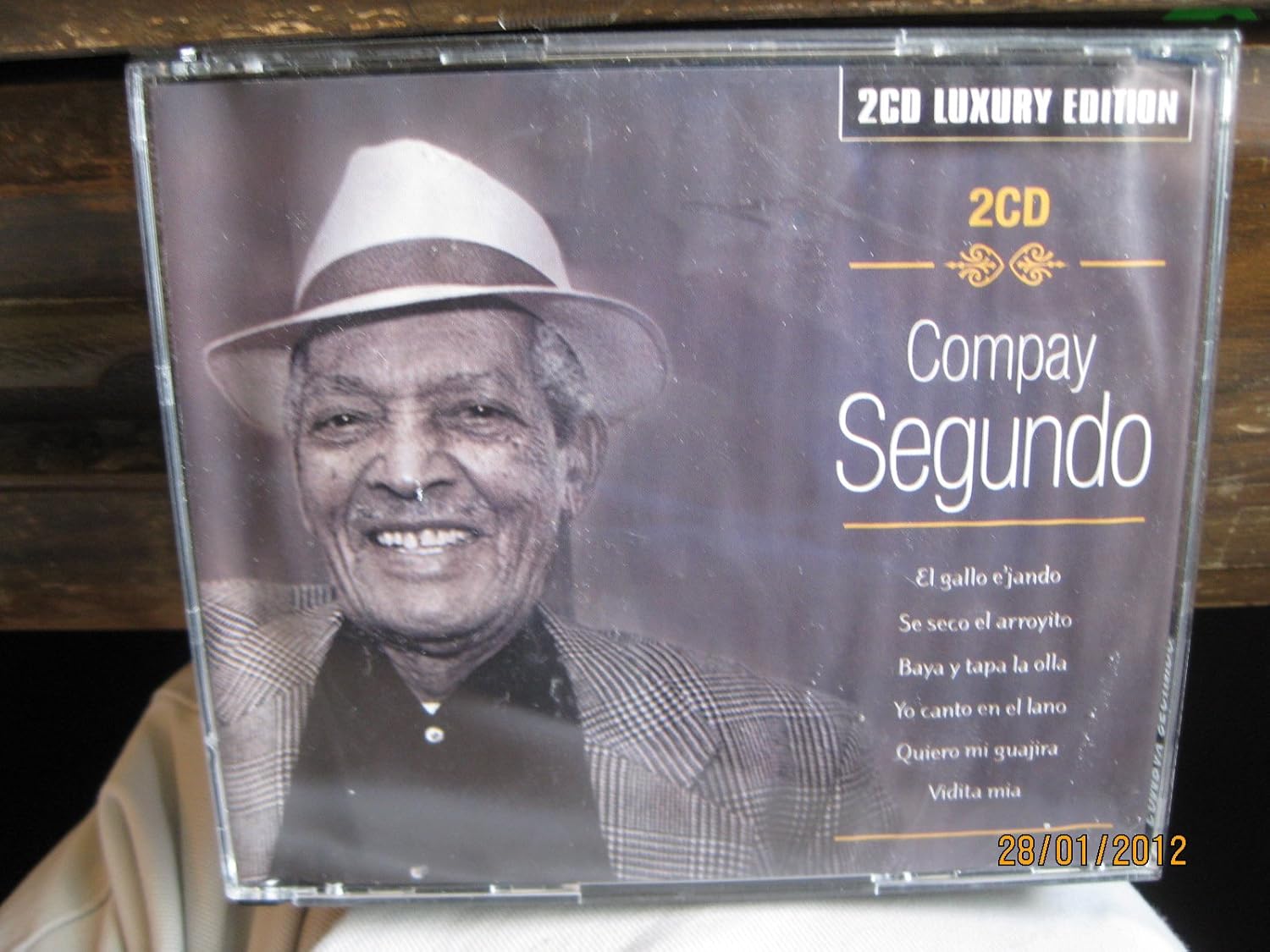 Compay Segundo - Compay Segundo - 2CD Luxury Edition - Amazon.com Music