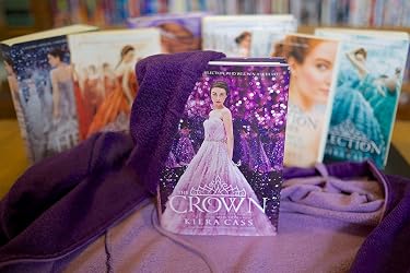 Amazon.com: The Crown (The Selection Book 5) eBook : Cass, Kiera ...