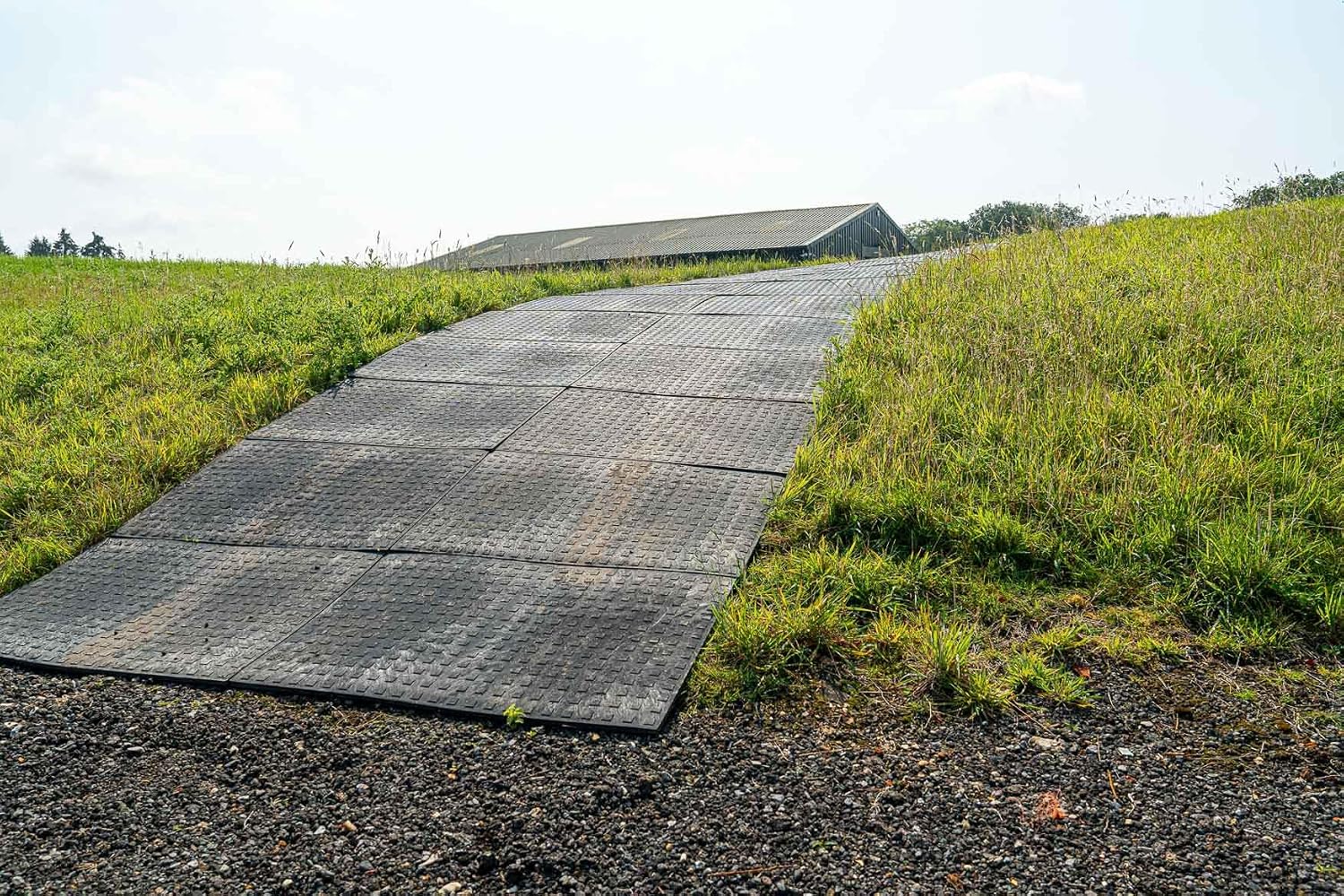 Temporary Ground Protection Mat - Interlocking & Lightweight - Suitable ...