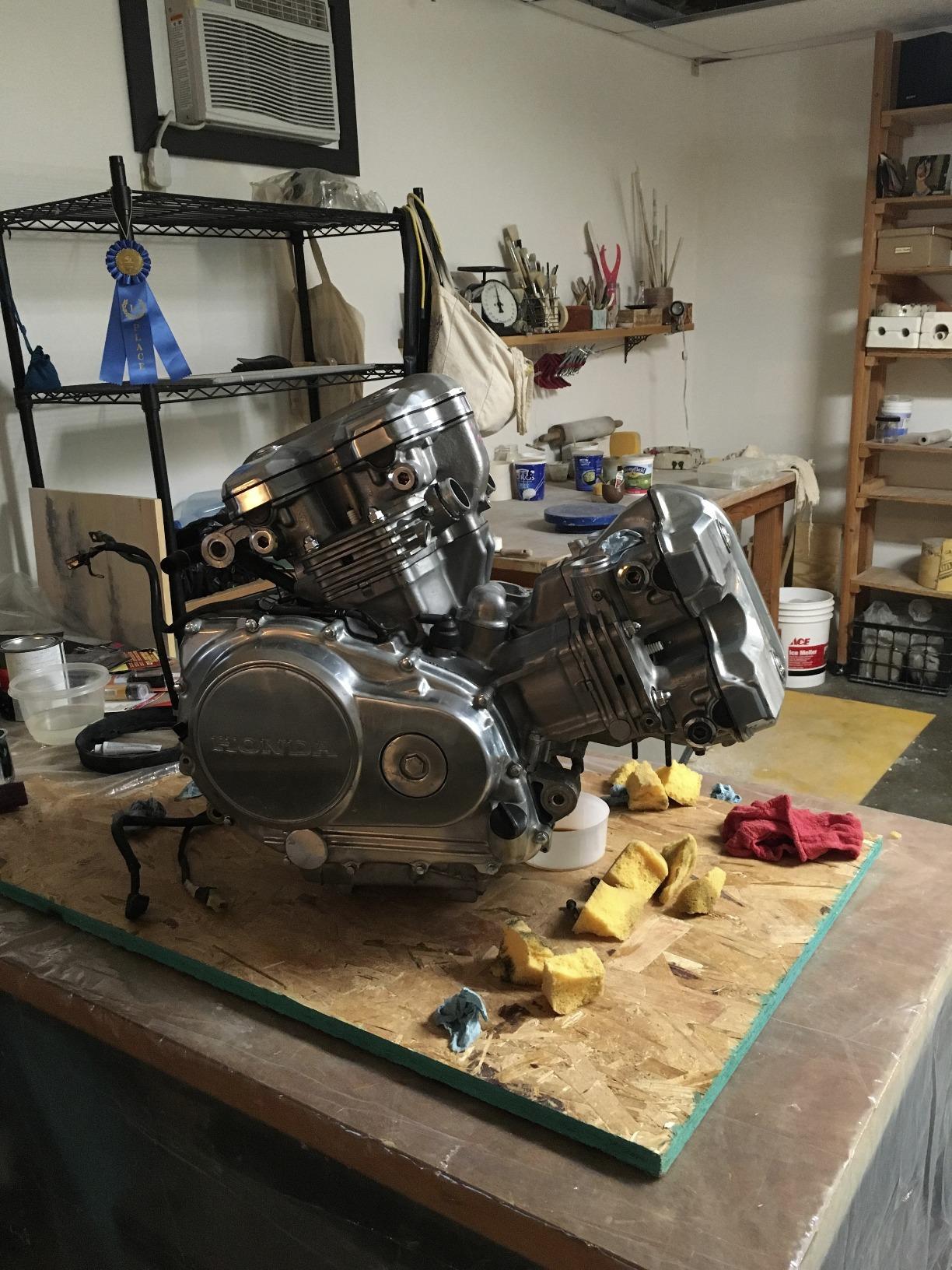 Amazon.com: VHT ESP903007 Satin Black Engine Case Paint Can - 11 oz ...