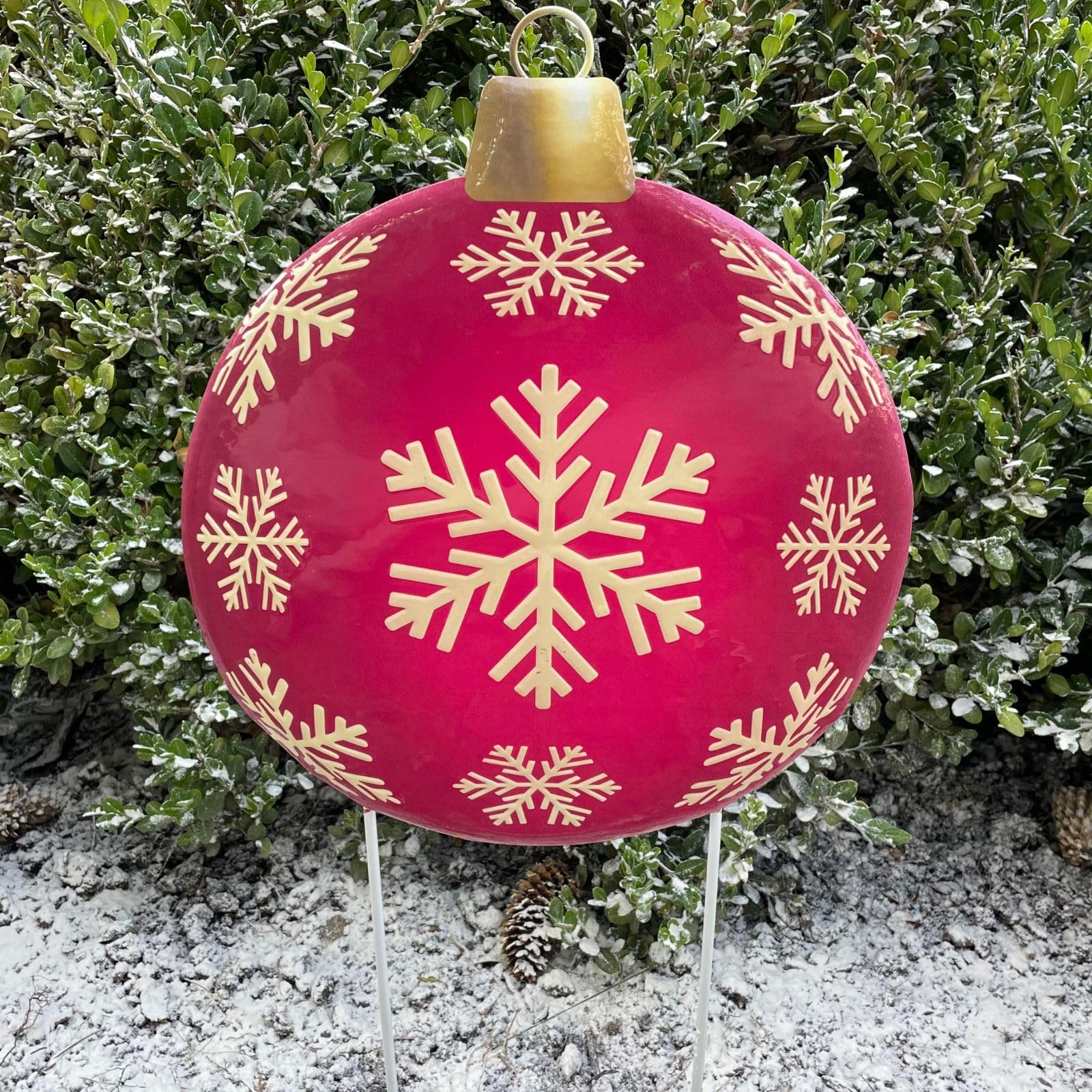 Amazon.com: Clovers Garden Red Metal Christmas Ball Ornament Yard Stake ...